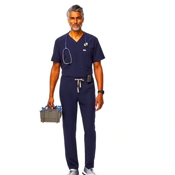 Figs | Pants | Figs Cairo Cargo Utility Scrub Pants For Men Classic ...